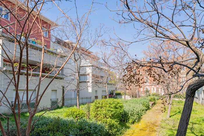 Appartement à vendre - Marseille e , Saint-Tronc - 2 pièces - 1 chambre