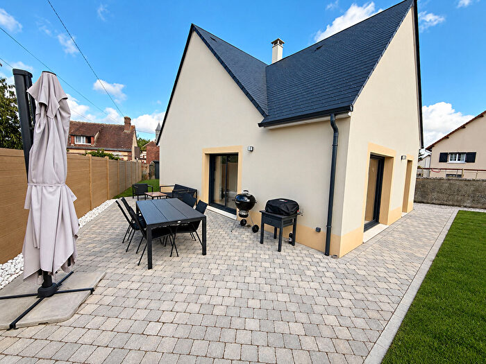 Maison 5 pièces à La Madeleine-de-Nonancourt, à vendre