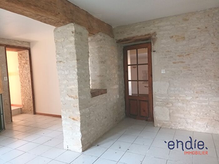 Maison à vendre - Loudun - 5 pièces - 4 chambres