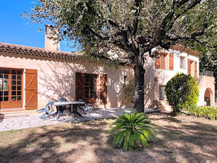 Maison à vendre - Le Rouret - 4 chambres