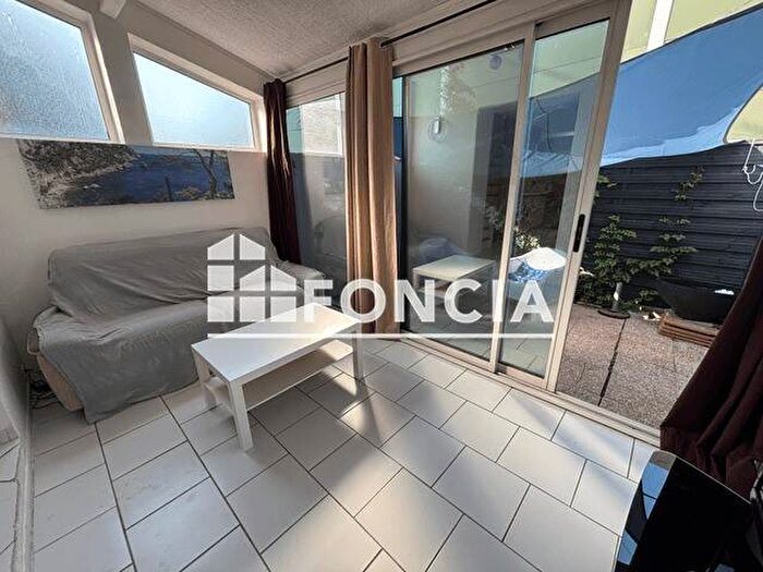 Appartement à louer - Pierredon Sud-Mortier-Colombet-Boucene, Sanary-sur-Mer - 3 pièces - 2 chambres