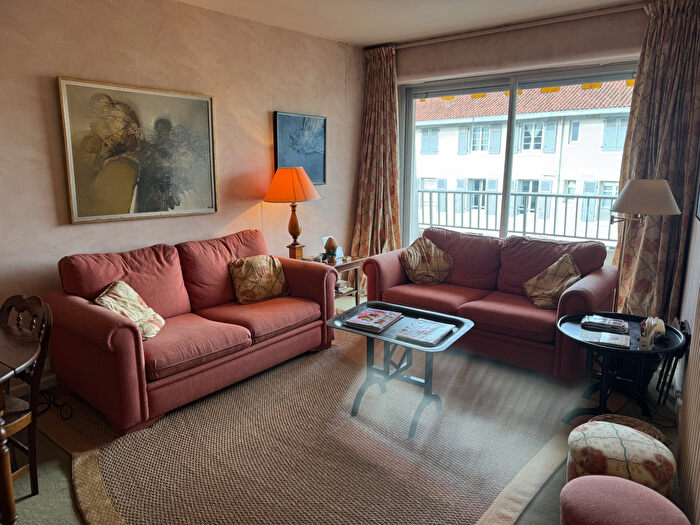 Appartement à vendre - Biarritz, Saint-Charles, Phare, Larochefoucauld - 3 pièces - 2 chambres