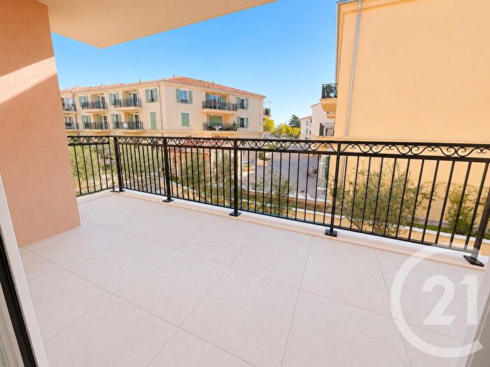 Roquefort-les-Pins - Appartement 3 pièces à louer