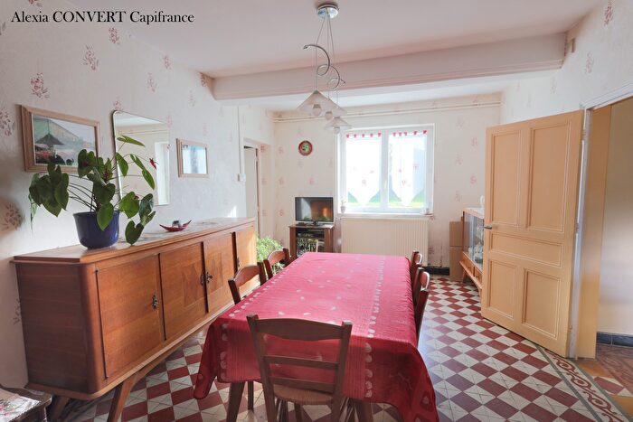 Grièges : Maison 4 pièces à vendre
