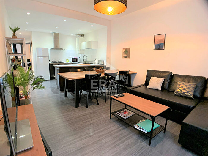 Appartement à louer - Blois, Centre-ville - 3 pièces - 2 chambres