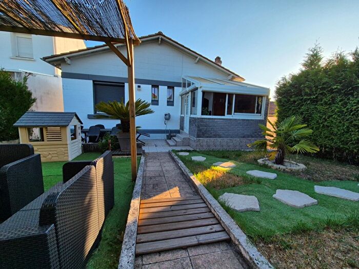 Maison à vendre - Saintes, La Gare, Sébastien de Brouard, La Fenêtre - 4 pièces - 3 chambres