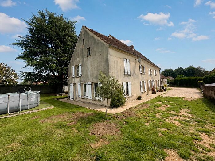 Maison 8 pièces à La Ferté-sous-Jouarre, à vendre