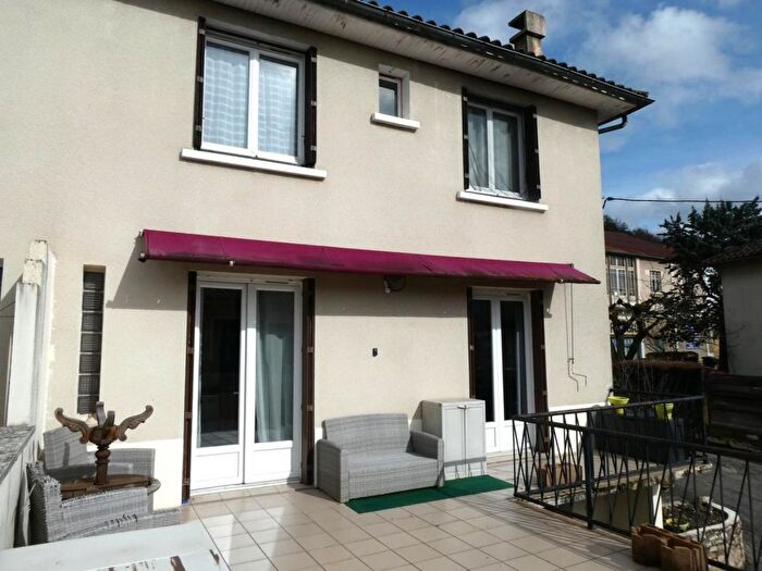 Maison à vendre - Saint-Céré - 5 pièces - 3 chambres