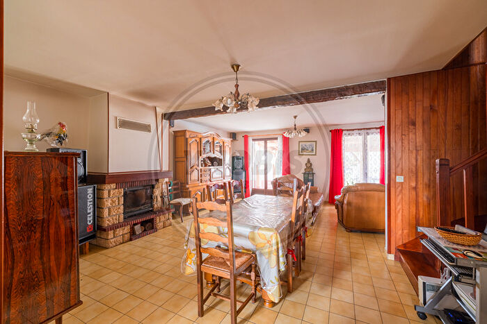 Maison à vendre - Les Mureaux, Nouvelle France - 5 pièces - 3 chambres