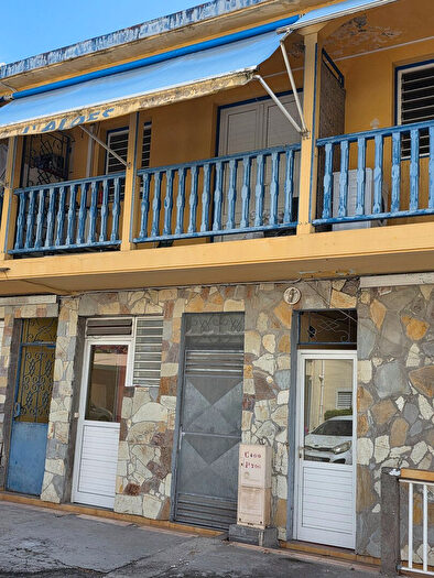 Appartement 1 pièce à vendre à Grand-Bourg