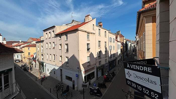 Appartement à vendre - Saint-Germain-en-Laye, Centre-ville, Quartiers forestiers - 1 pièce