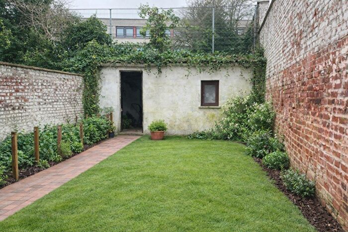 Maison à vendre - Roubaix, Barbieux, Edouard Vaillant, Vauban - 8 pièces - 5 chambres