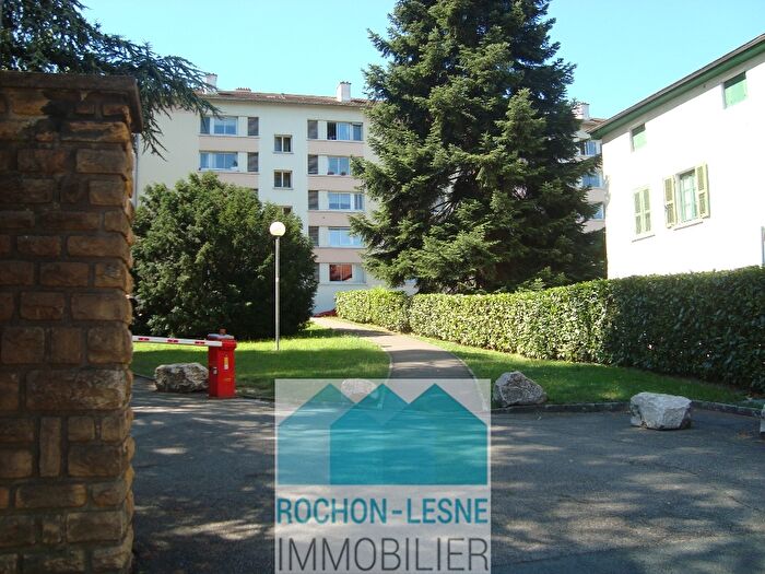 Appartement 3 pièces à louer à Tassin-la-Demi-Lune, Montpinot, Le Bourg