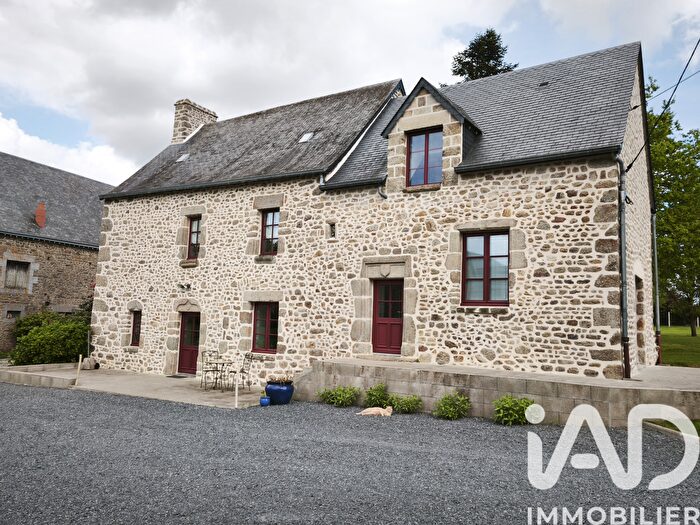 Maison 6 pièces à Commer, à vendre