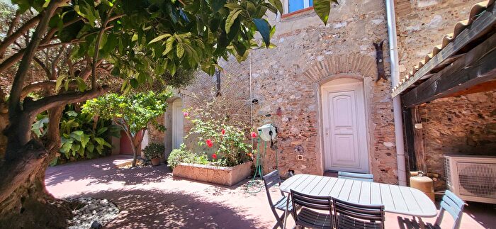 Maison à louer - Nord, Saint-Laurent-de-la-Salanque - 4 pièces - 3 chambres