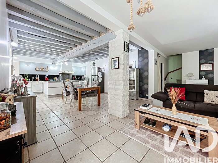 Maison à vendre - Mailly-le-Château - 6 pièces - 4 chambres