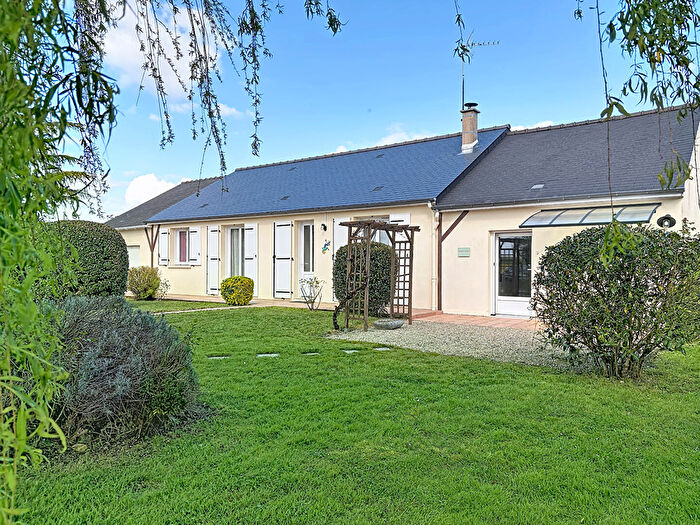Maison à vendre - Montreuil-en-Touraine - 6 pièces - 3 chambres