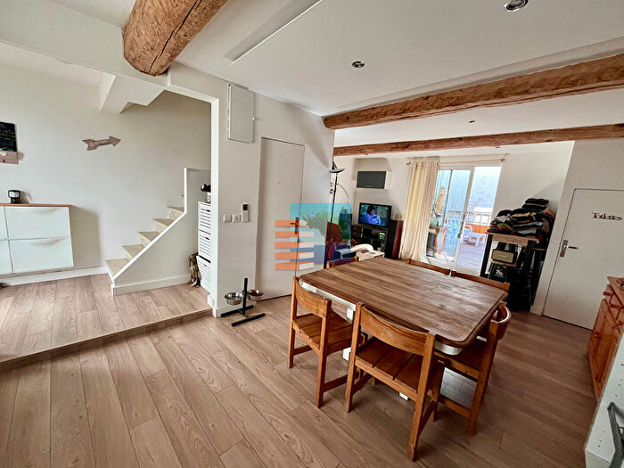 Maisons à vendre et appartements à louer - 1