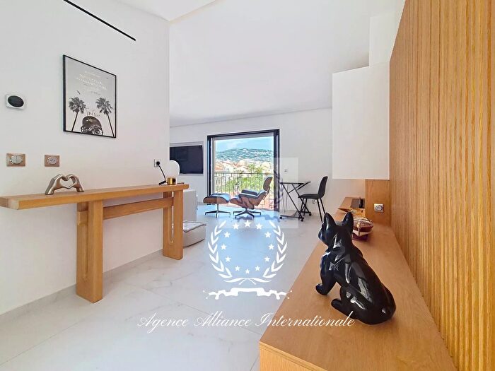 Appartement 4 pièces à Cannes, Suquet, à vendre