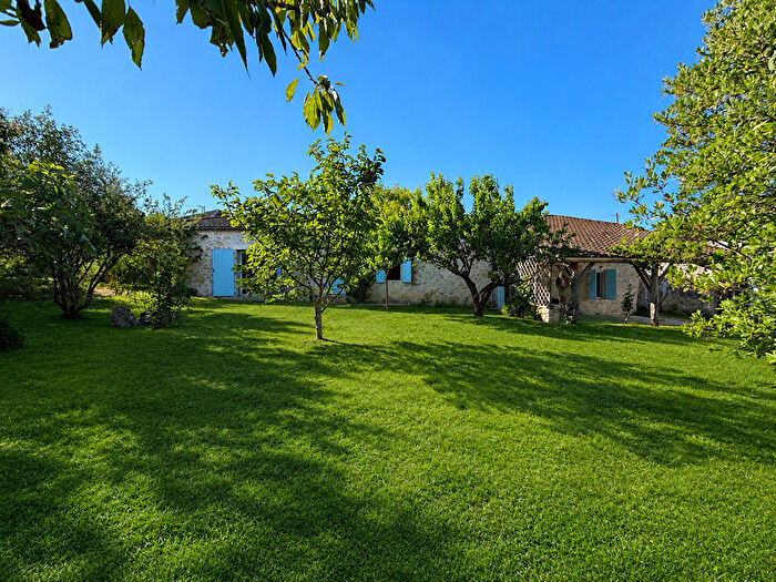 Saint-Antoine-de-Ficalba : Maison 4 pièces à vendre