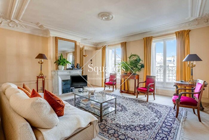 Appartement 5 pièces à vendre à Paris 16ème, Auteuil-Nord, Jasmin, Mirabeau