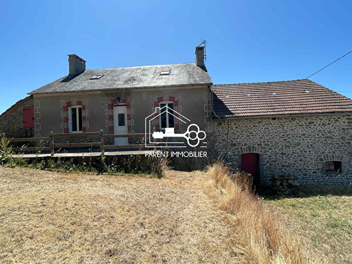 Maison à vendre - Saint-Priest-la-Feuille - 5 pièces - 3 chambres