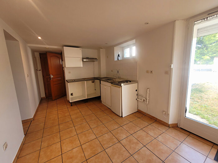 Appartement 1 pièce à Pont-Sainte-Maxence, Sarron, à louer