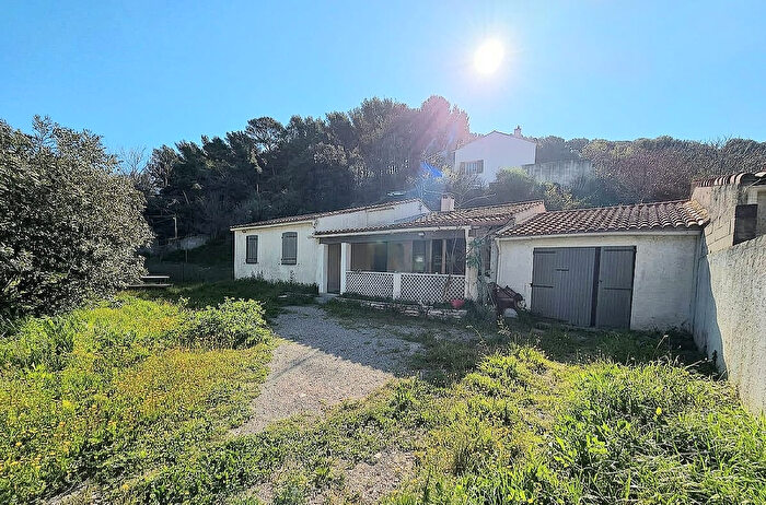 Maison à vendre - Marseille e , Les Borels - 4 pièces - 3 chambres