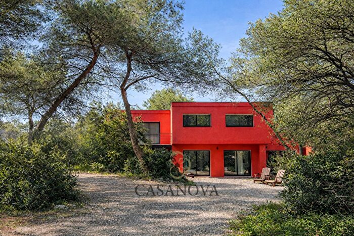 Maison à vendre - Nîmes, Vacquerolles, Golf - 7 pièces - 5 chambres