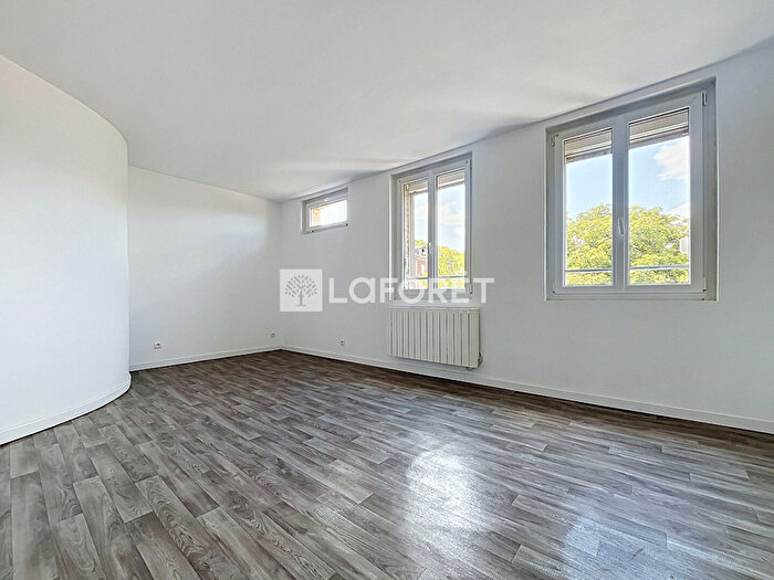 Appartement 2 pièces à Elbeuf, Blin et Blin, à louer