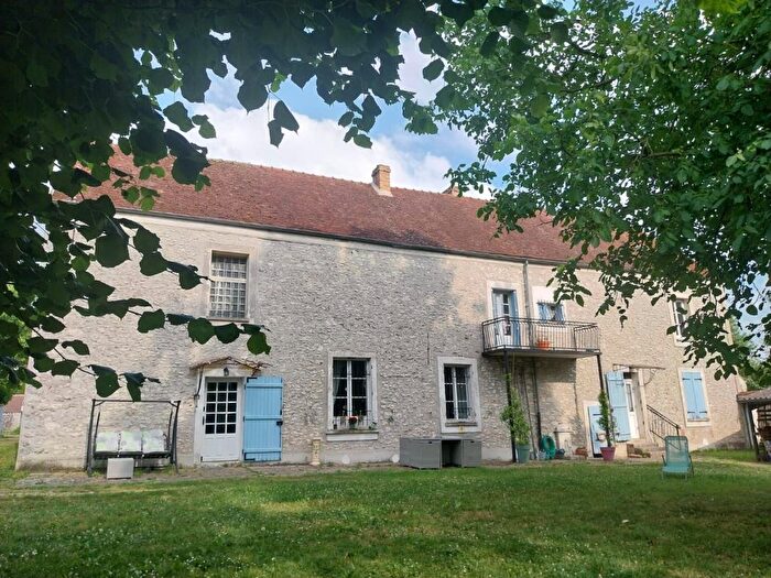 Maison à vendre - Coulommiers, Centre-ville - 9 pièces - 5 chambres