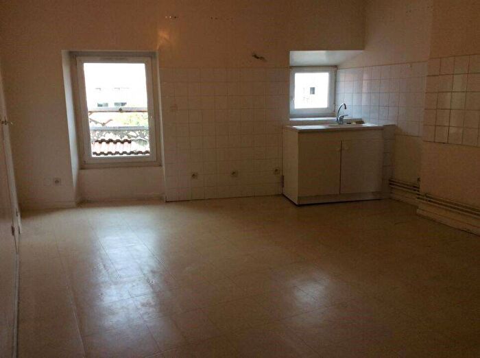 Appartement à louer - Briffaut Rousset-Laprat Maninet-Fontlozier La Palla, Valence - 2 pièces - 1 chambre