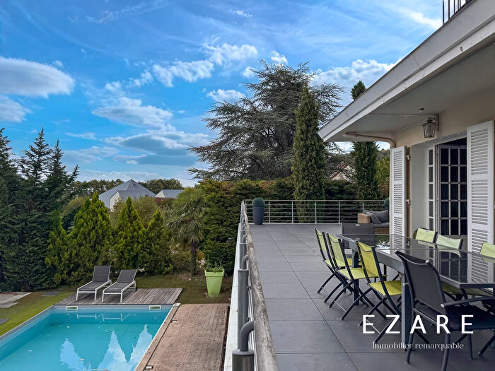 Maison à vendre - Corcelles-les-Monts - 10 pièces - 8 chambres