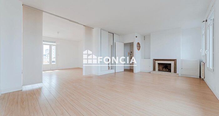 Appartement à vendre - Tours, Sanitas, Rotonde - 3 pièces - 2 chambres