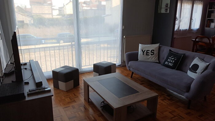 Appartement à louer - Troyes, Saint-Martin - 4 pièces - 2 chambres