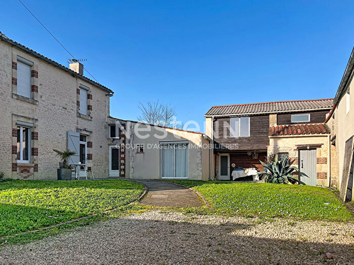 Maison à vendre - Pouillé - 5 pièces - 3 chambres
