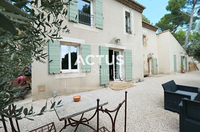 Maison à vendre - Salon-de-Provence, Hautes Viougues, Saint-Come, Pavillon - 5 pièces - 3 chambres