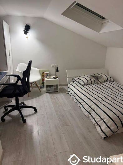 Les Metz-Pont Colbert, Jouy-en-Josas - Appartement 1 pièce à louer