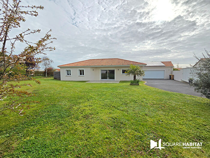 Maison à vendre - Saint-Léger-sous-Cholet - 6 pièces - 4 chambres