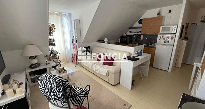 Appartement à vendre - Étampes, Saint-Martin, Saint-Gilles - 2 pièces - 2 chambres