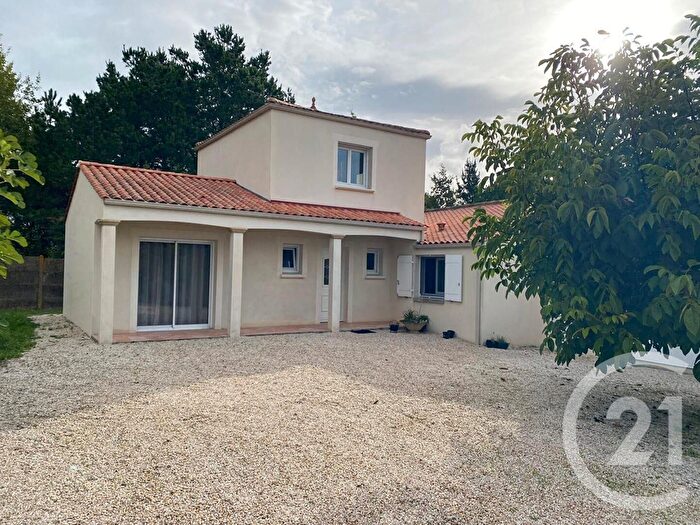 Maison à vendre - Saint-Michel-en-lHerm - 7 pièces - 5 chambres