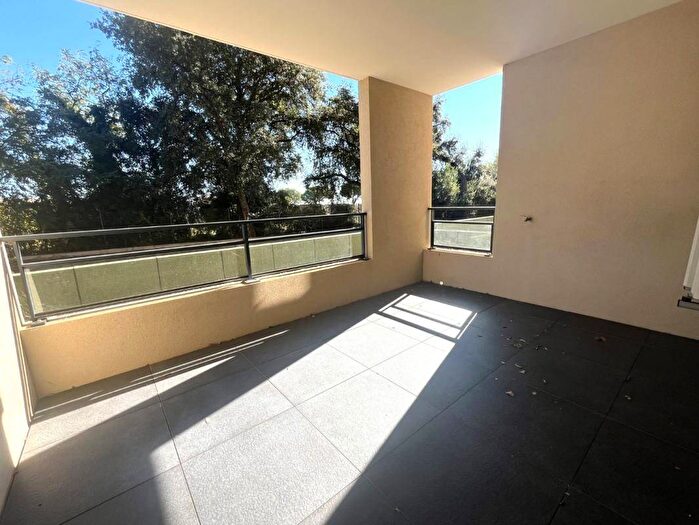 Appartement à louer - Est, Borgo - 2 pièces - 1 chambre