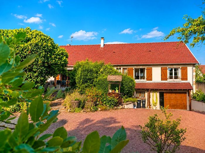 Maison 7 pièces à Allouis, à vendre