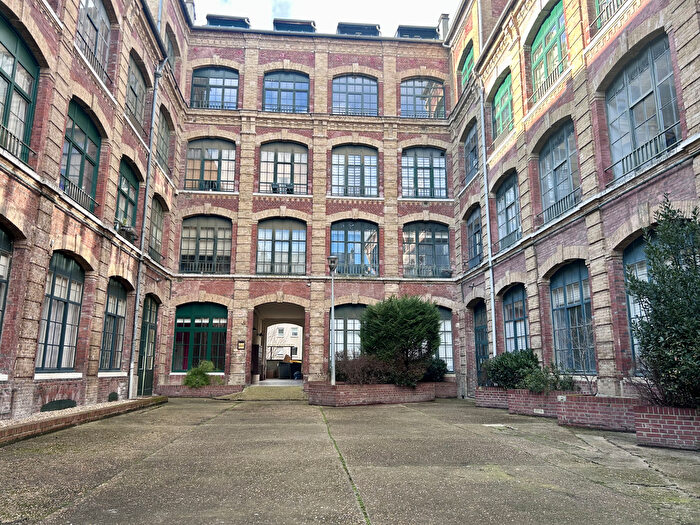 Appartement à vendre - Elbeuf, Centre-ville - 1 pièce