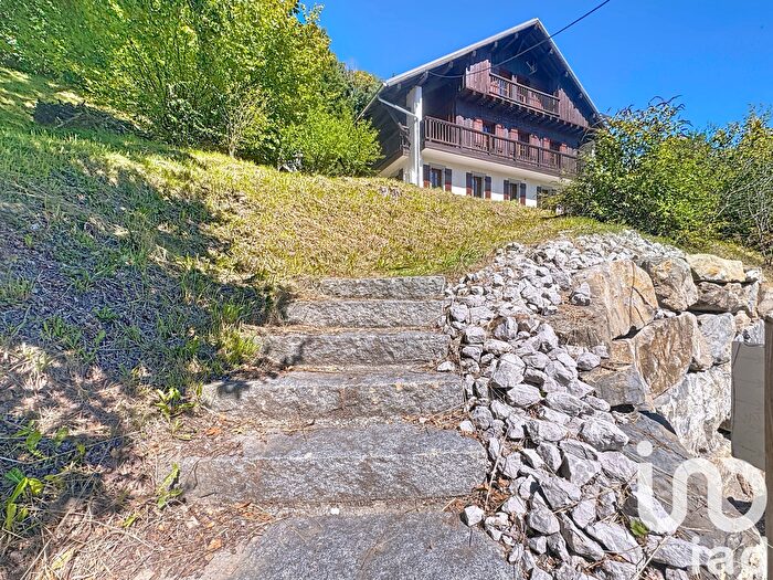 Maison à vendre - Verchaix - 7 pièces - 5 chambres