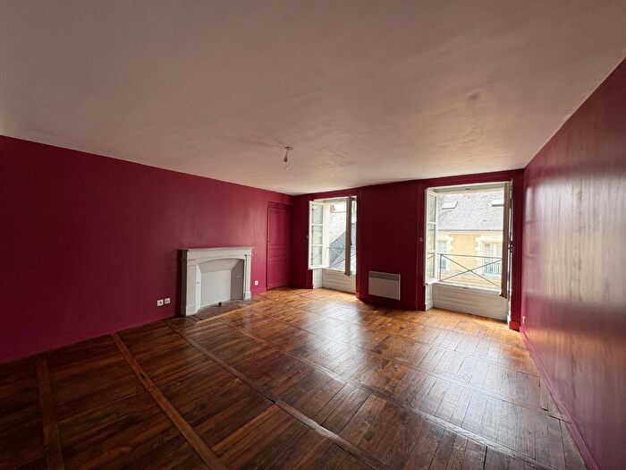 Quartiers Centre, Centre-ville : Appartement 4 pièces à louer