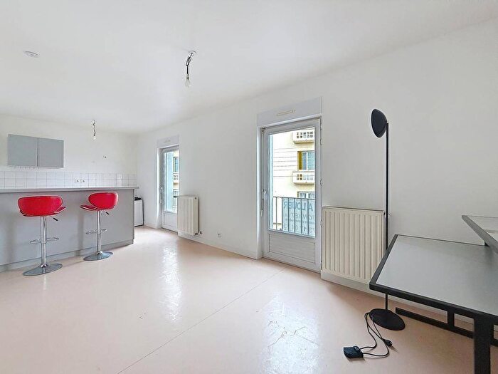 Appartement à louer - André Theuriet, Clermont-Ferrand - 2 pièces - 1 chambre