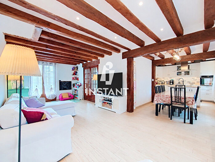Sainte-Geneviève-des-Bois, Emile Zola, Bois Clairs : Maison 6 pièces à vendre