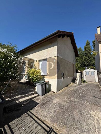 Maison à louer - Guillebaud-Beauv Vallon-Les Rabats-Antonypole - 6 pièces - 4 chambres