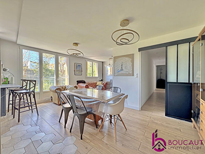 Appartement 5 pièces à Le Plessis-Robinson, Coteau, à vendre